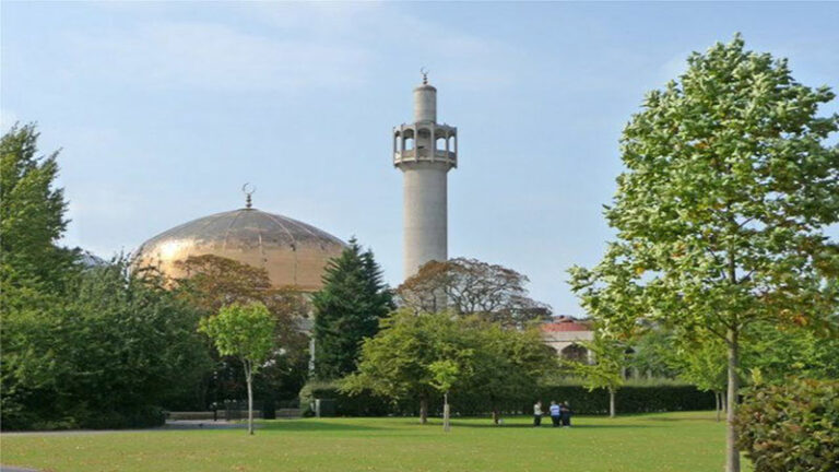 Prayer Times in London, United Kingdom